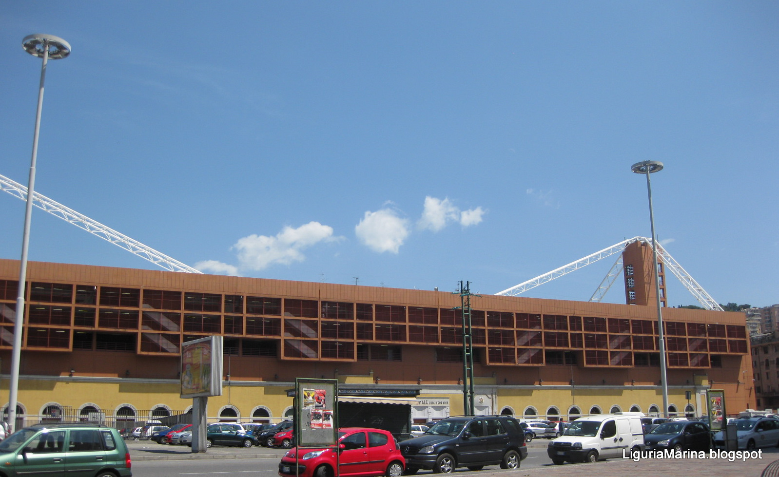 LiguriaMarina: Genova - stadio Luigi Ferraris (Marassi)
