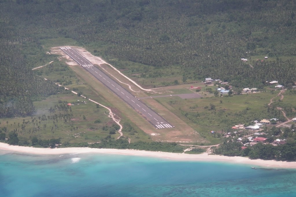 Porodisa Talaud: Terbang ke Bandara Melonguane