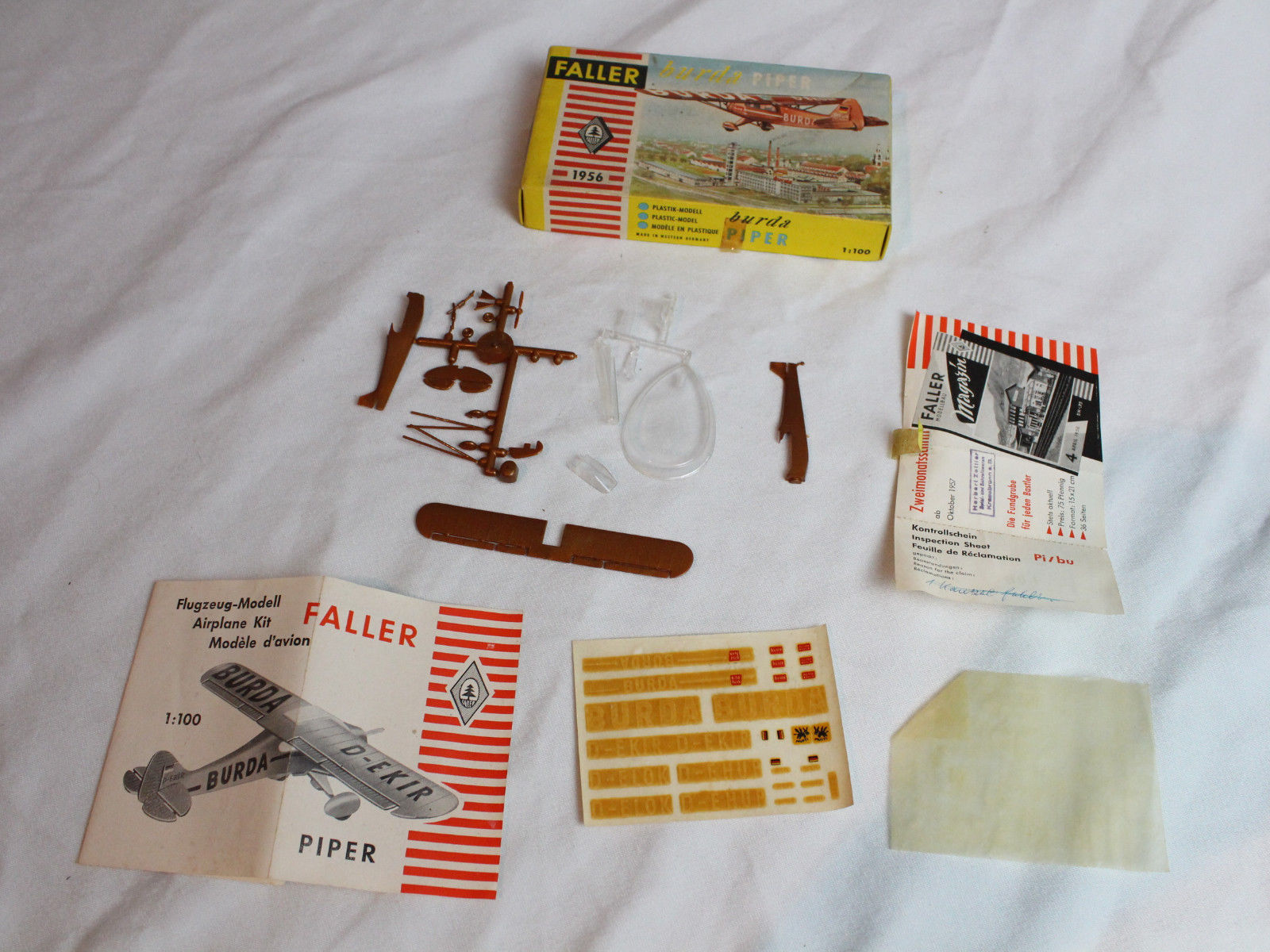 Bunte Schachteln - Box Art & Great Models: Burda Piper