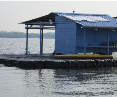 Zona Apung: APLIKASI PONTON APUNG - RUMAH APUNG - RESTORAN APUNG