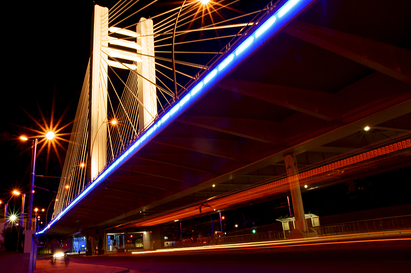 Dan Udrea: Podul Basarab, noaptea