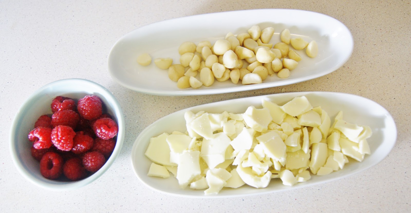 BAKING WHITE CHOCOLATE, RASPBERRY & MACADAMIA NUT COOKIES - A Life With ...