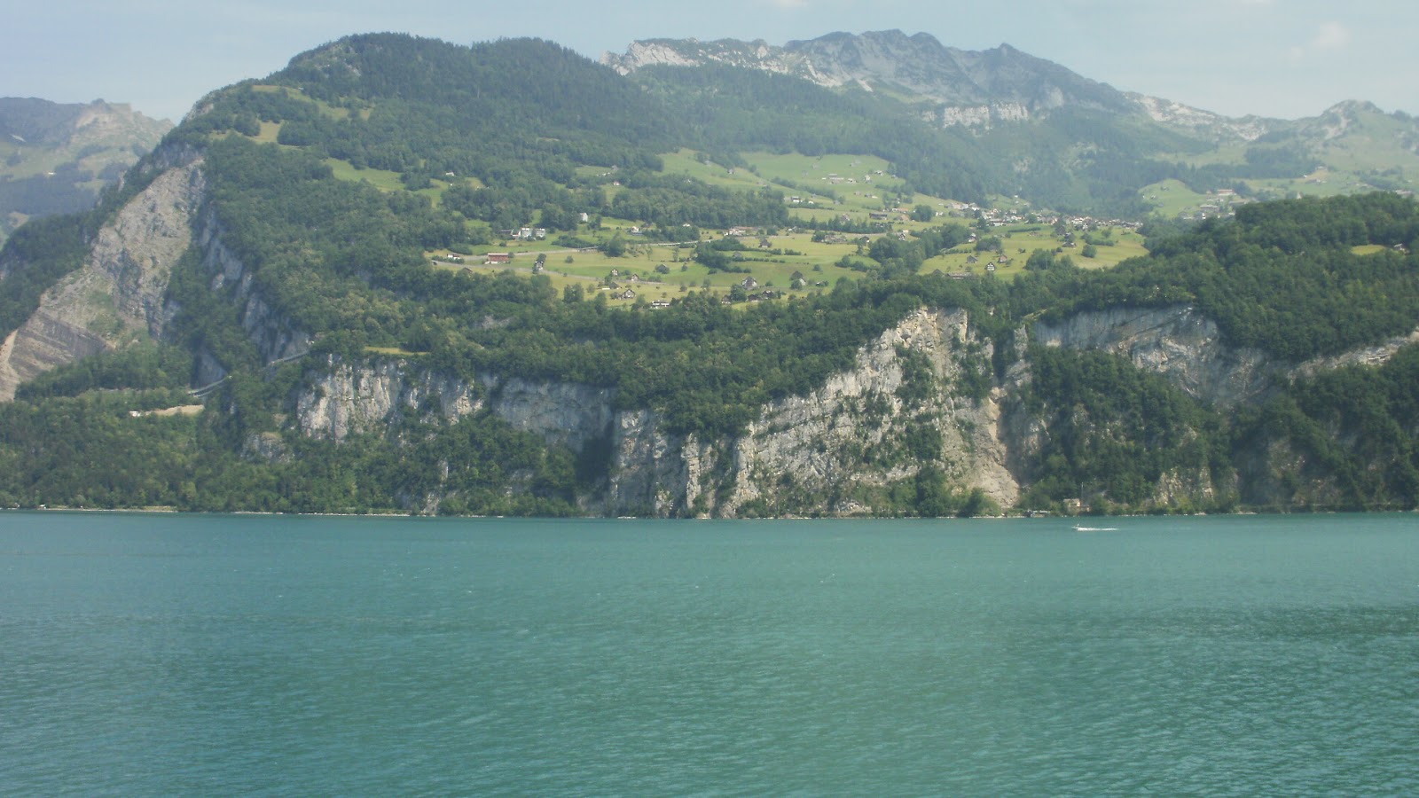 EXCURSII CU BICICLETA: Elvetia