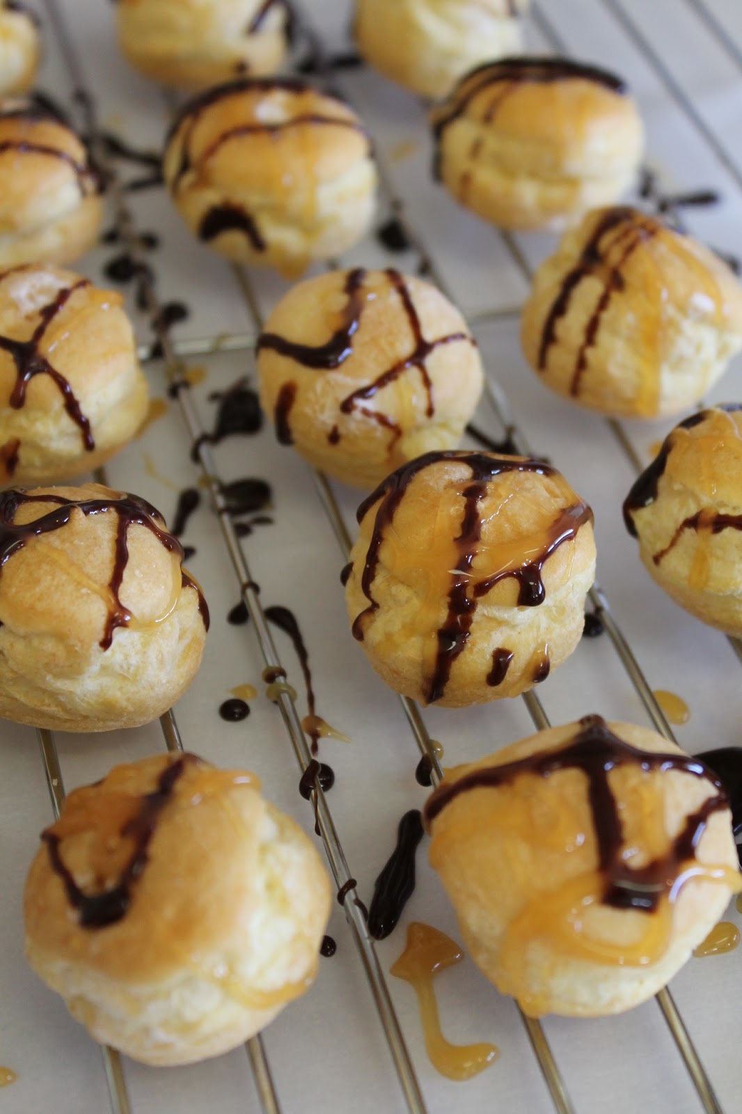 Cook and Craft Me Crazy: Fancy "Cheating" Cream Puffs
