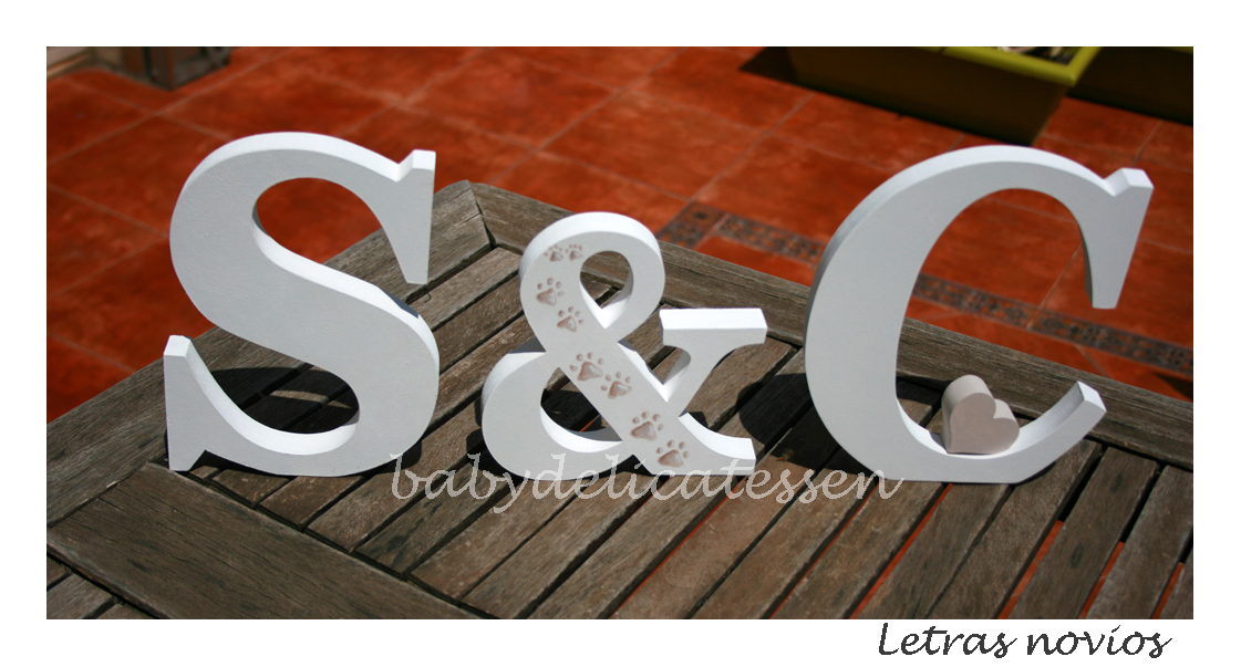 BABY DELICATESSEN LETRAS DE MADERA: LETRAS PARA NOVIOS