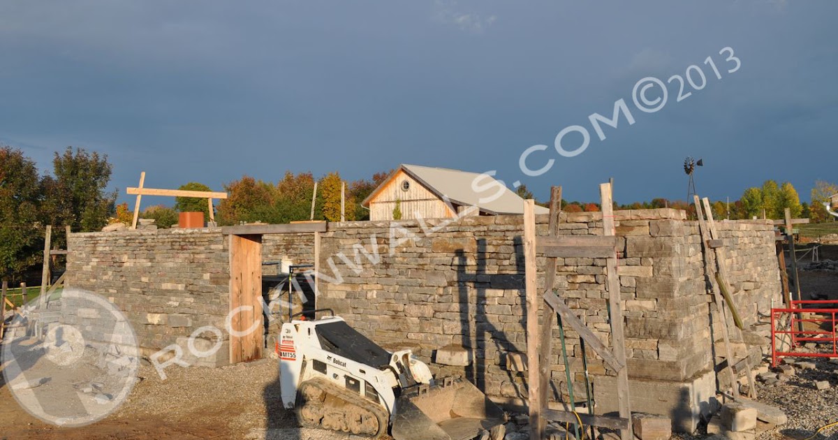 ROCKIN WALLS: Equipment - Bobcat MT55, Mini Track Loader, (dingo)