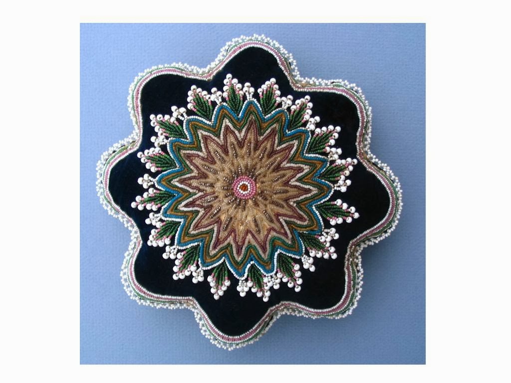 Historic Iroquois and Wabanaki Beadwork: A Mid-19th Century Tonawanda ...