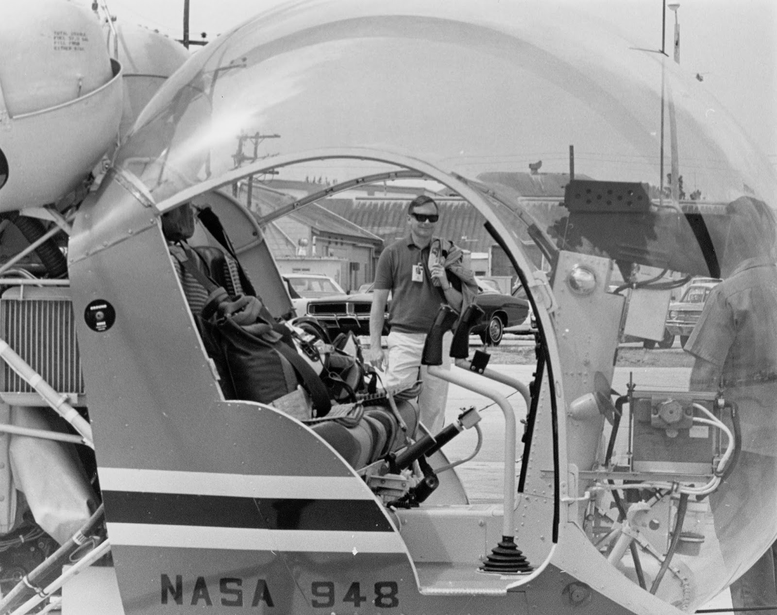 Apollo 11 Timeline: 1969/07/12: Neil Armstrong si avvicina a un ...