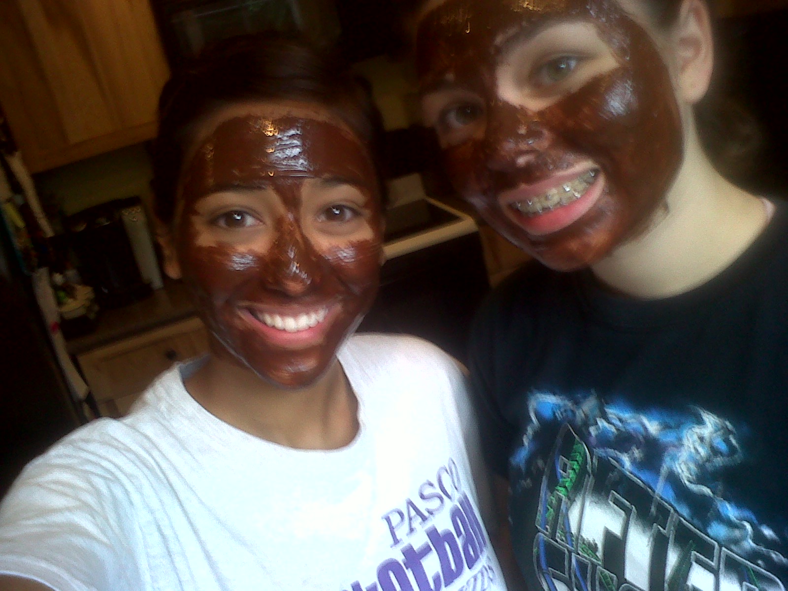 The Untitled Truth DIY Chocolate Face Mask the-untitled-truth-diy-chocolate-face-mask