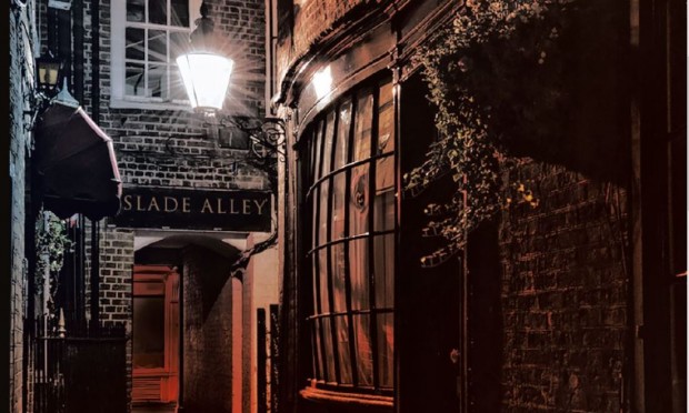 Recensione: I CUSTODI DI SLADE HOUSE di David Mitchell, l'autore di ...