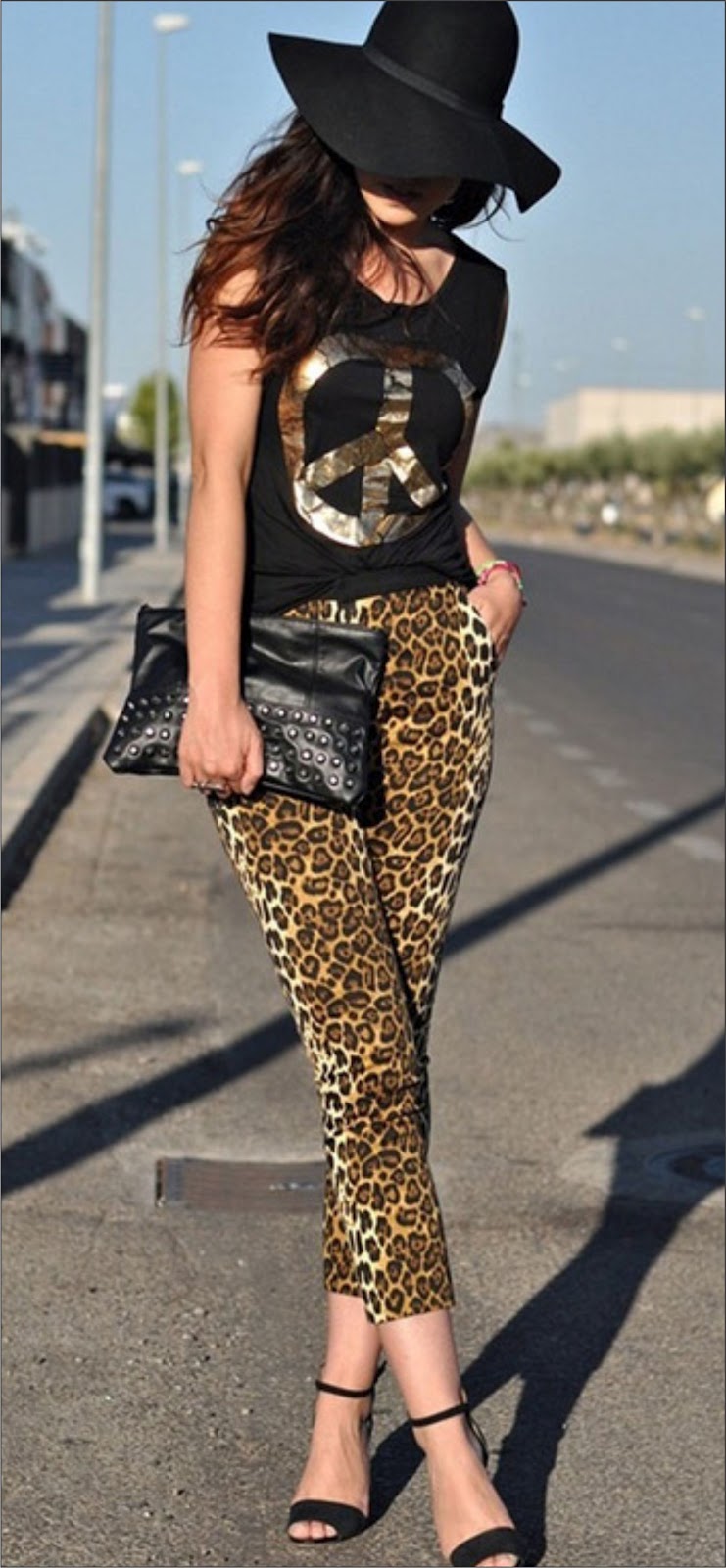 MUJER DE MUNDO: VERSÁTIL Y FASHION EN ANIMAL PRINT