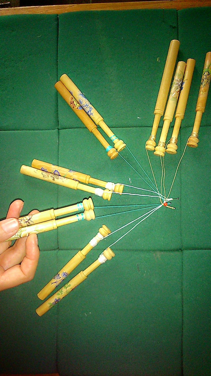 Encajeras la Hilandera: TRABAJOS DE AMIG@S