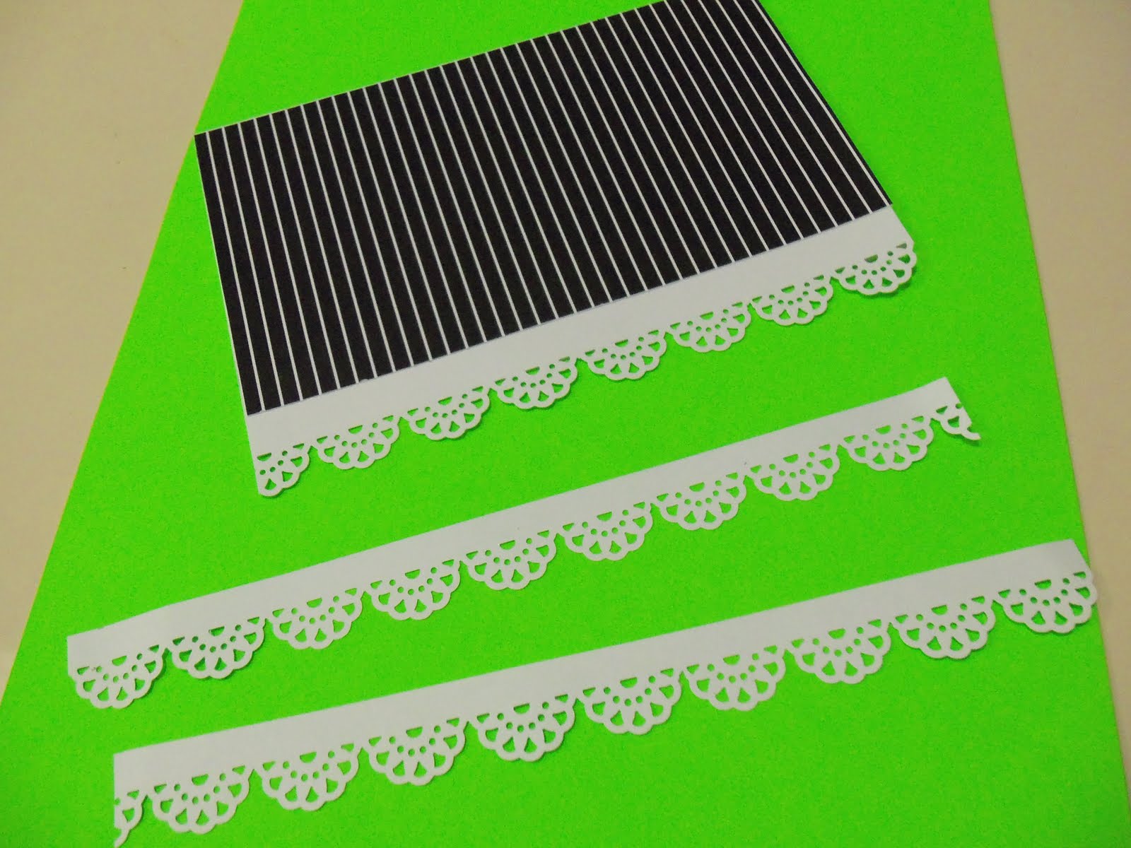 Paper Zone inspire.design.create: Ruffle Lace Card