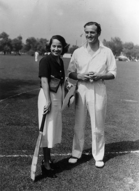 French Sampler: Merle Oberon