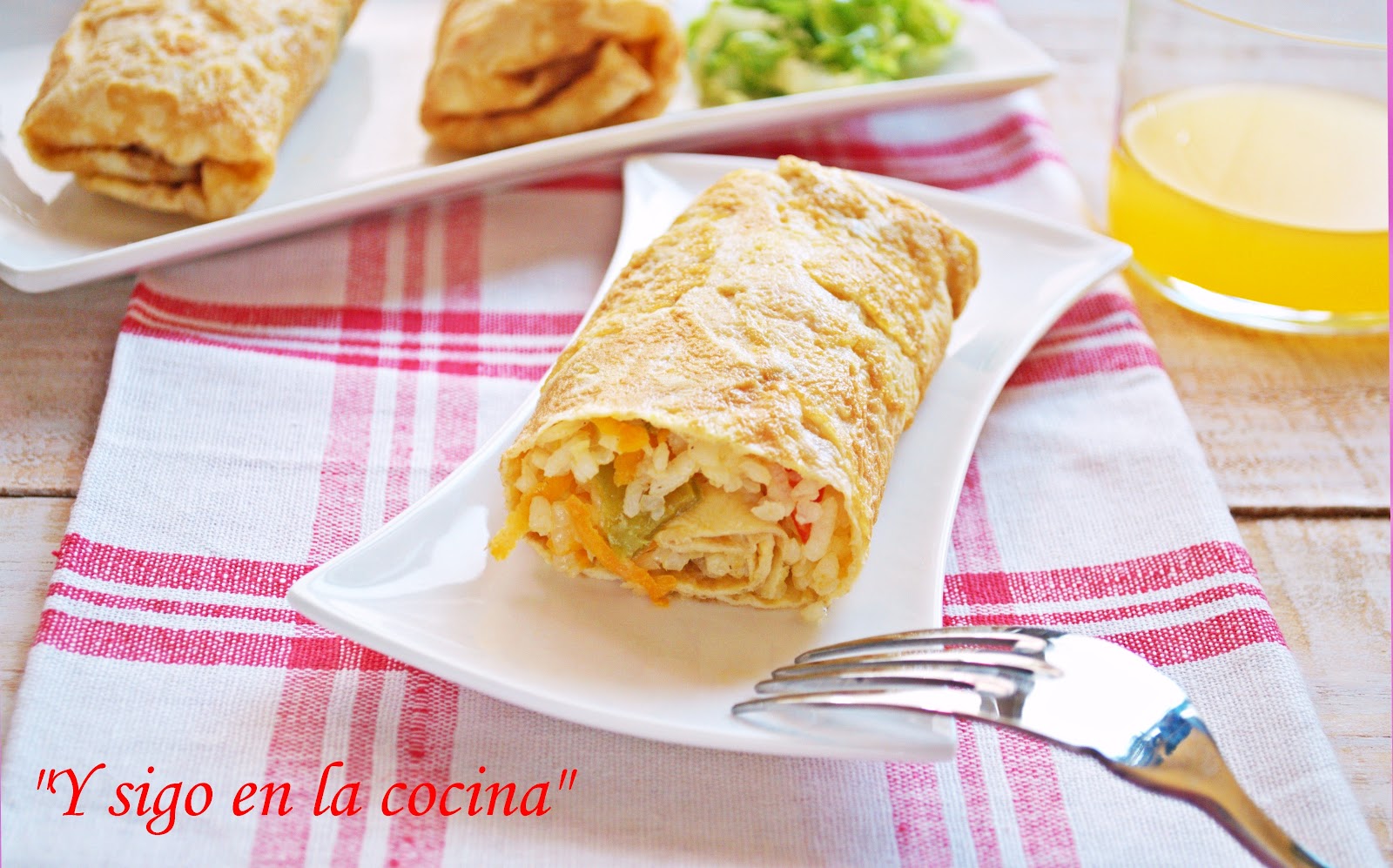 y sigo en la cocina: Fajitas de tortilla francesa rellena de arroz