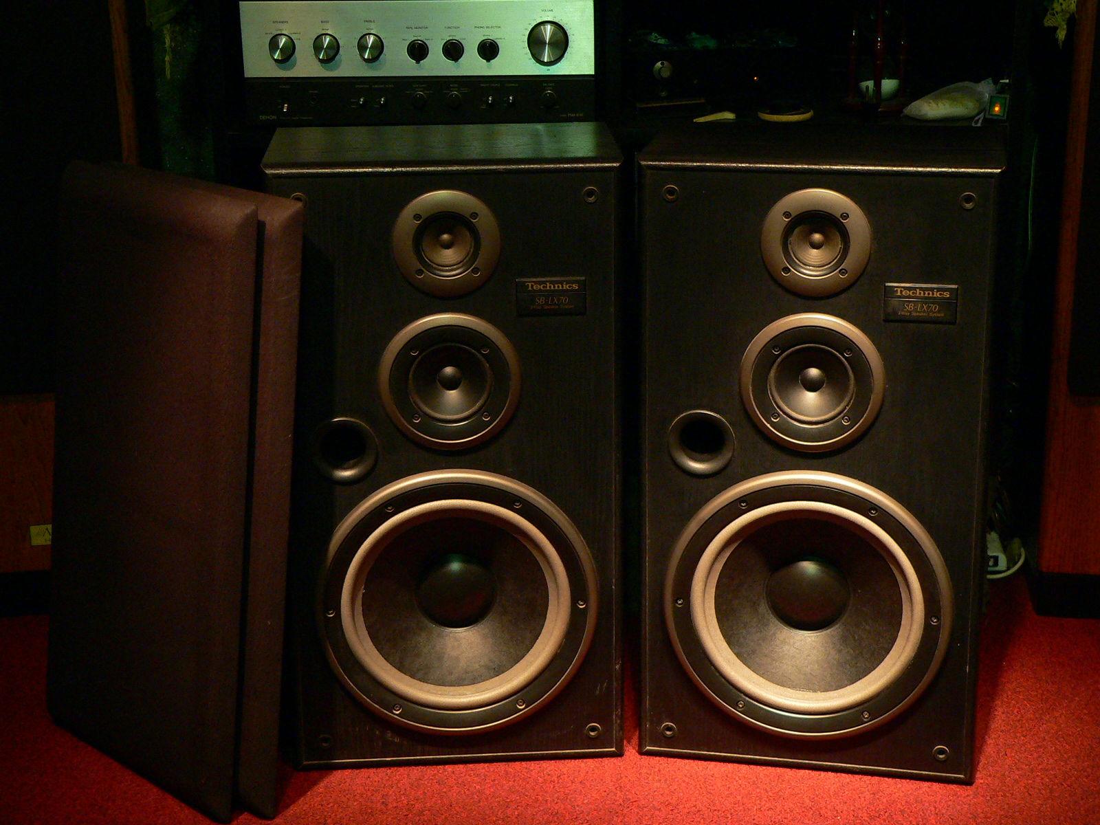 su-distribuidor audio hi-fi and hi-end: BAFLES TECHNICS SB-LX70 -SIN STOCK-
