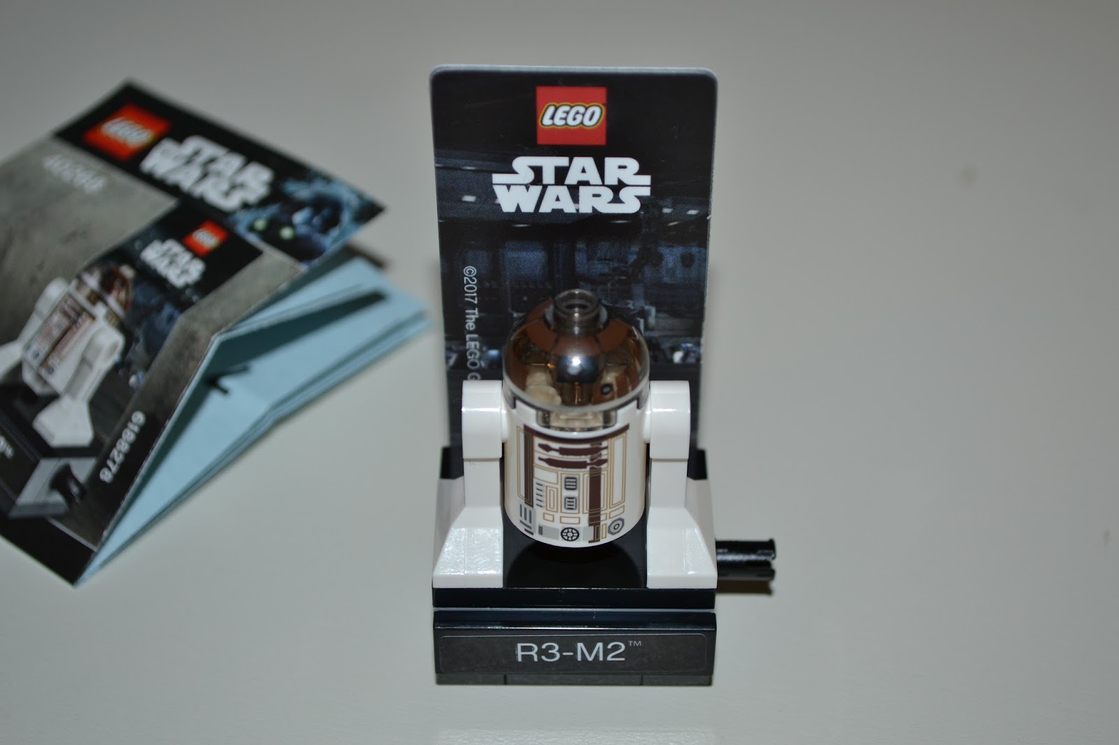 Lego Star Wars 40268: R3-M2 Polybag Review