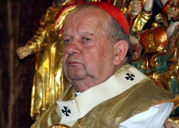 T C C: Polish Cardinal Dziwisz Criticizes Benedict’s Decision to Run ...