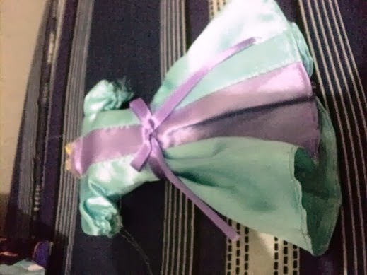 Knocked-off!: Bootleg Toy Review : Bootleg Elsa 12" doll