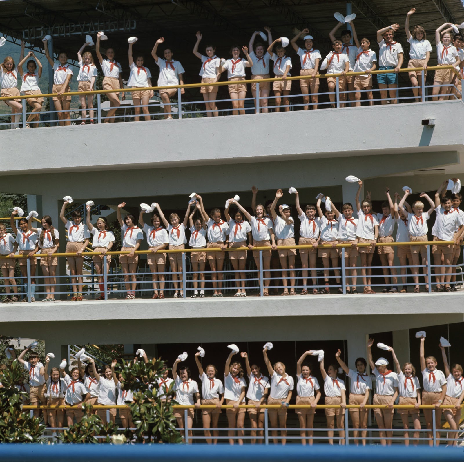 Artek Summer Camp in the 1980s: Wonderful Pictures of the Place Where ...