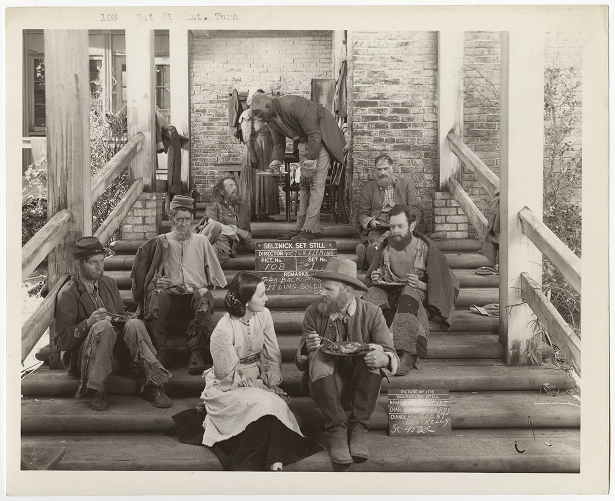 37 Rarely Seen Behind-the-Scenes Photos From the Making of Classic Film ...