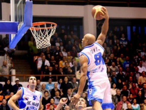 BOYET'S HOOPS-WATCH: ALASKA ACES FORTIFIES BID WITH JASON FORTE