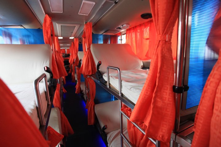 Isarog Lines Sleeper Bus S1 ~ Naga City Deck