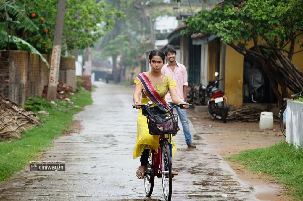 Uyyala Jampala Telugu Movie Stills | cini
