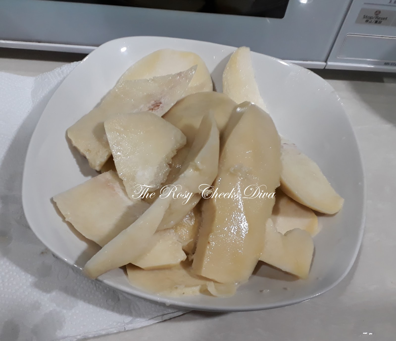 The Rosy Cheeks Diva: Belunu or Bundu