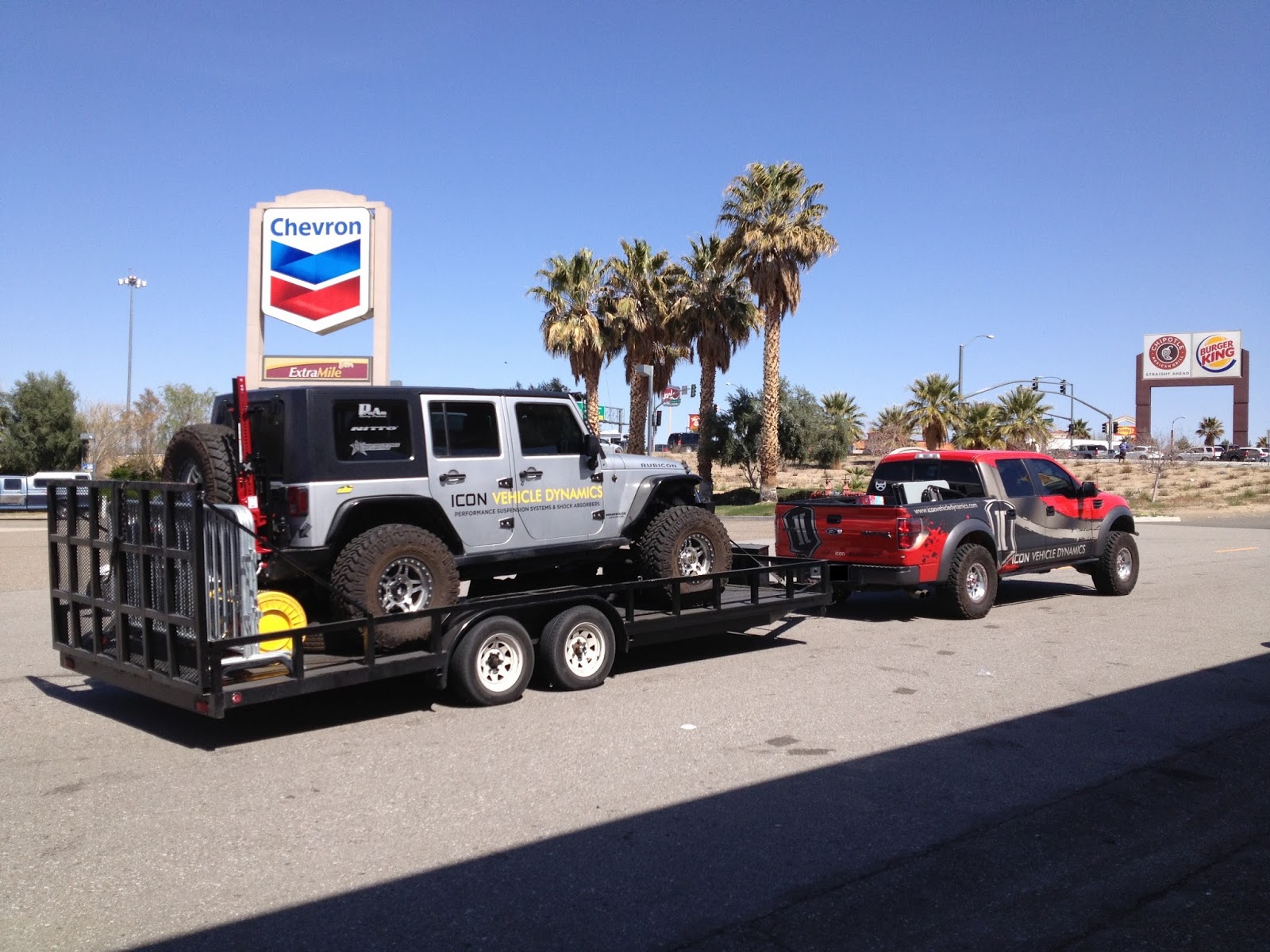 Carson's Car Pics: Ford F-150 Raptor & Jeep Wrangler Unlimited rear