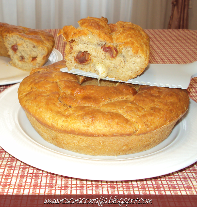 In Cucina con Raffa: Ciambella rustica di cicoli