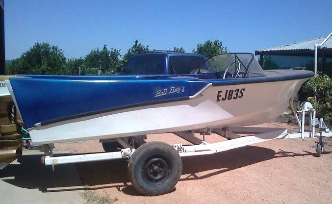 AUSSIE SKIBOATS: random; BELL BOY BANSHEE