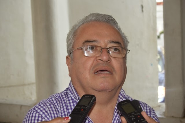 VaXtuxpan. Periodismo Virtual.: EL ISSSTE ESTÁ COMPLETO: JAIME CANO