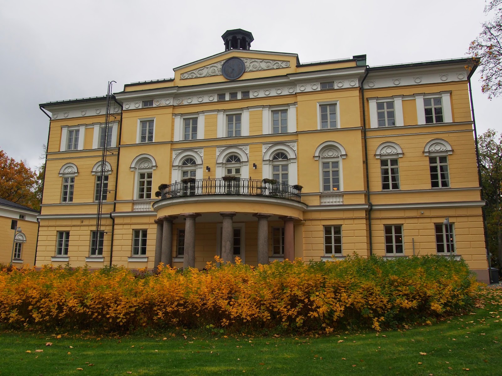 Pikkupioni: VUOJOEN KARTANO