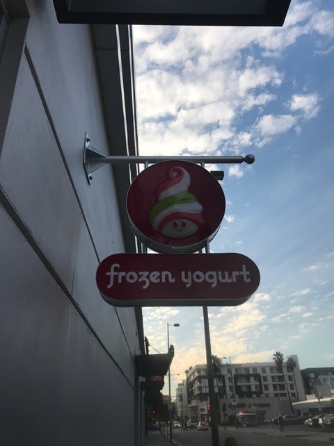 Fro-Yo Girl Speaks: Future Froyo Shop Pictures: Menchie’s Glendale