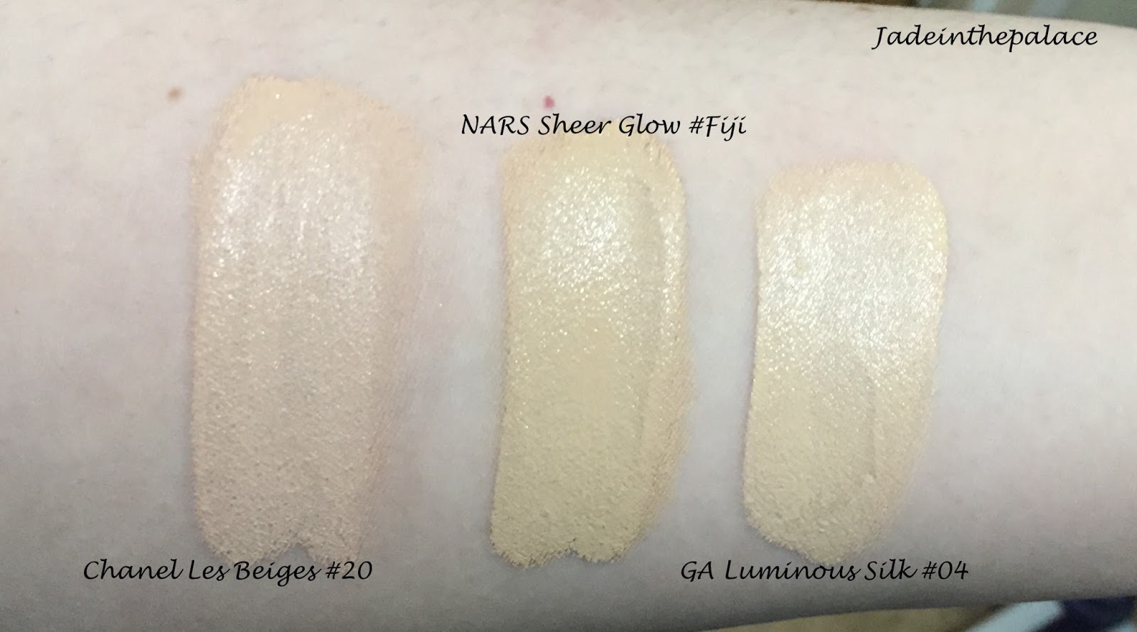 Jade in The Palace: Chanel Les Beiges Healthy Glow Foundation