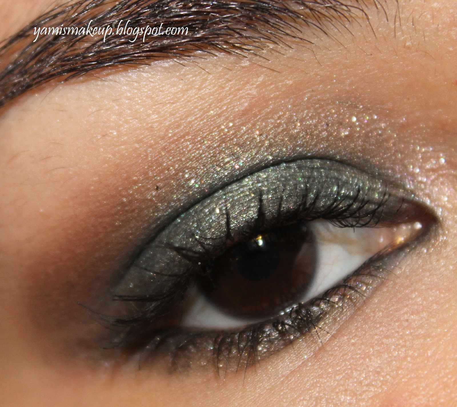 The Dark Side of Beauty: FOTD: Amazonite Dazzle