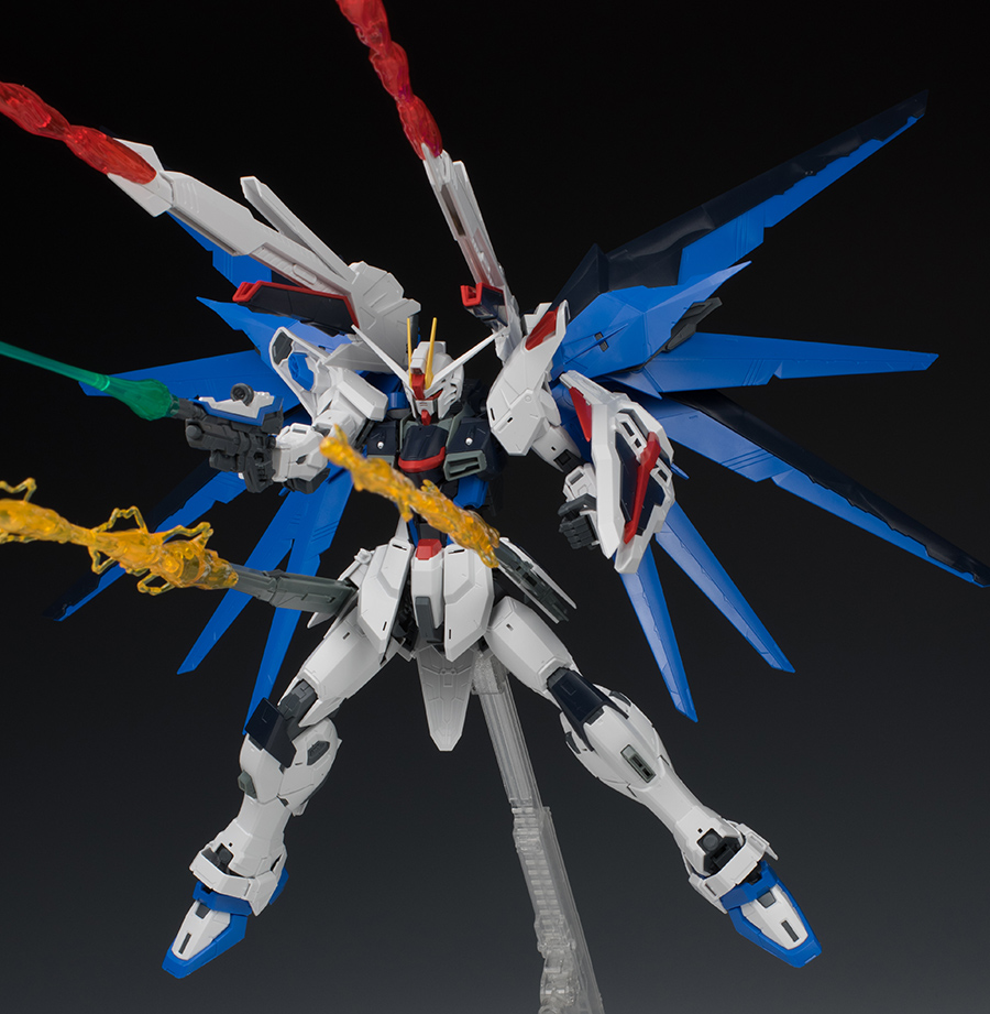 GUNDAM GUY: P-Bandai Exclusive: MG 1/100 Freedom Gundam Ver.2.0 Effect ...