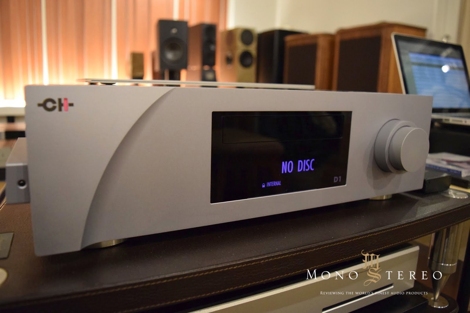 Japanese high end audio shop gear galore – M & S | Ultimate High-Fidelity