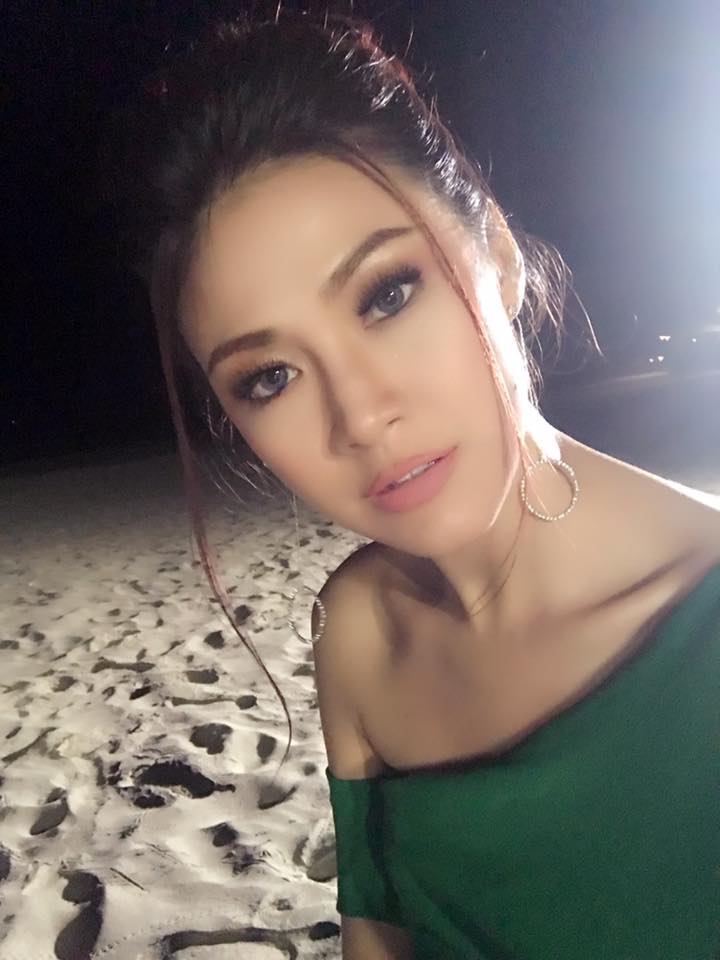 Nwe Darli Htun Behind The Scenes Snapshot in Ngwe Saung Beach