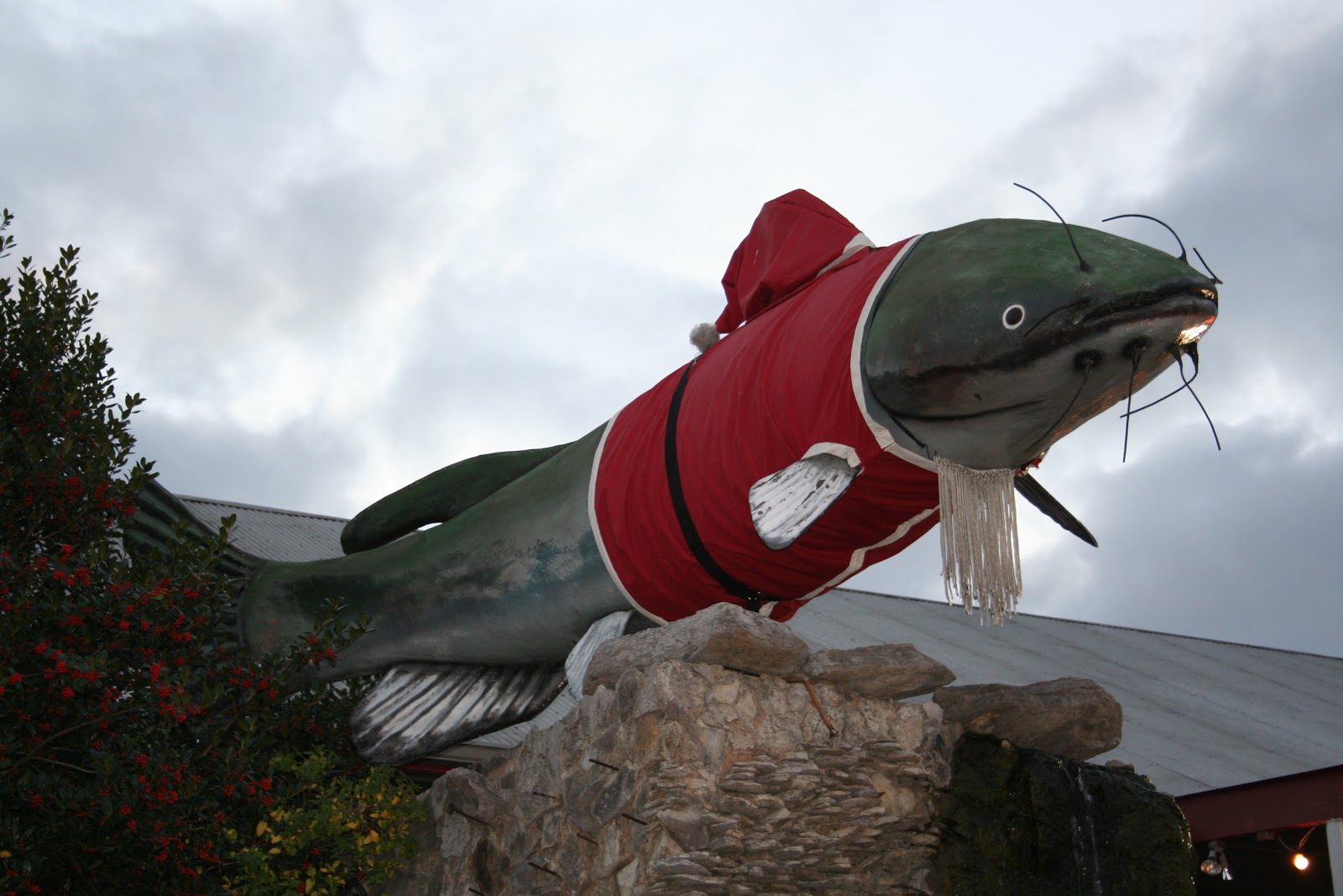 The Carpetbagger: Inexplicable Santas