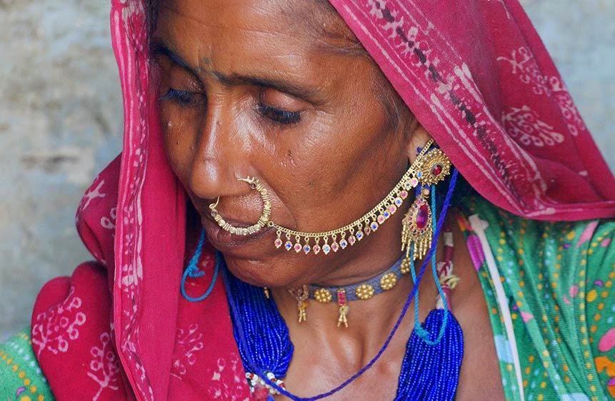 Agencia de Viajes India: El Nath, un hermoso accesorio de la mujer en ...