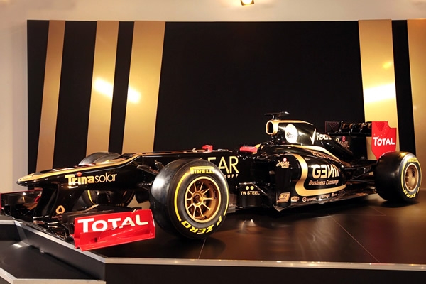 Presenta Lotus su nuevo monoplaza para la temporada 2012 ~ Revoluciones ...