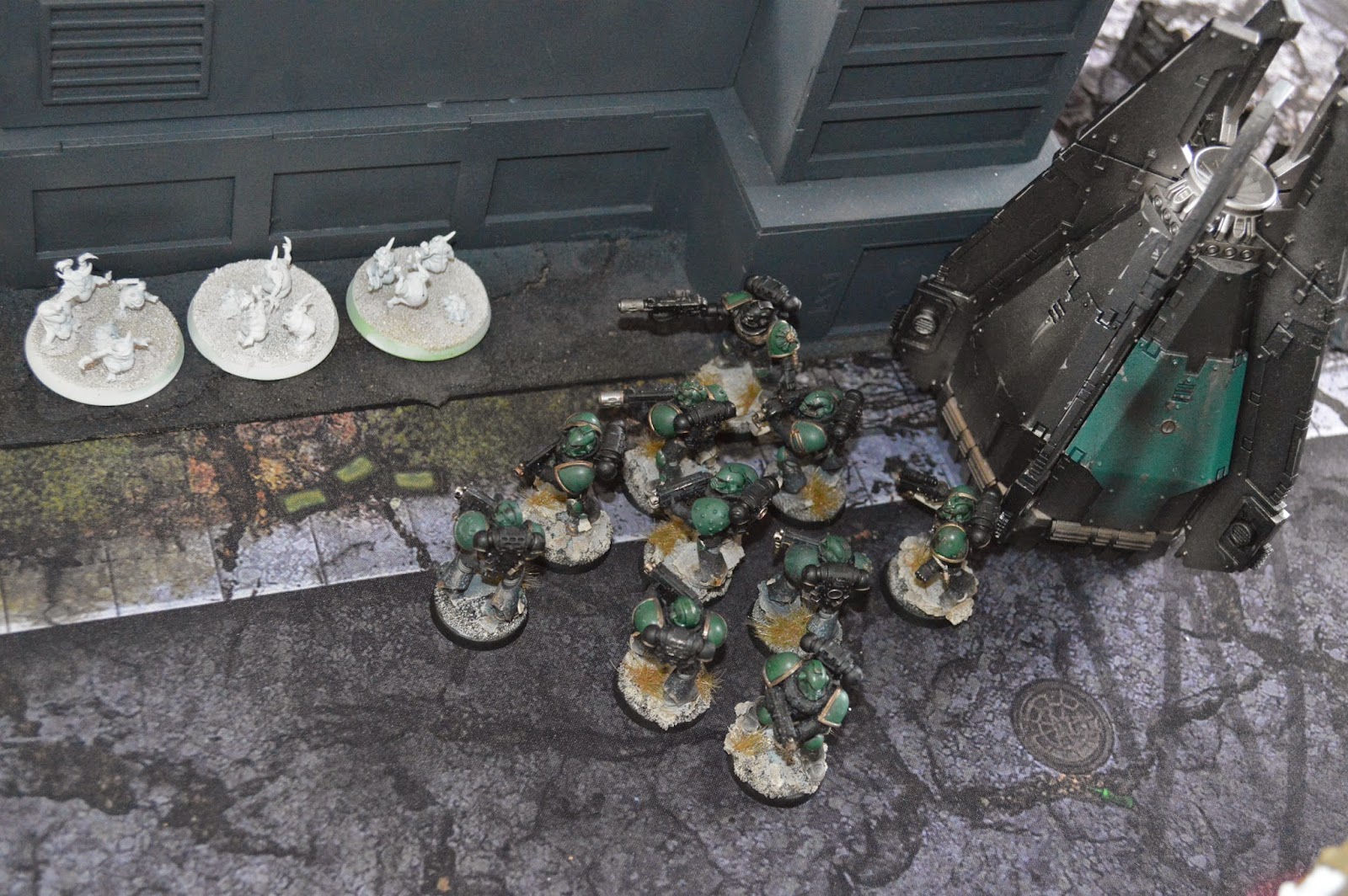 40k Brawl! Spawn over-run! Sons of Horhey Vs Chaos Emperors Will, Purge ...