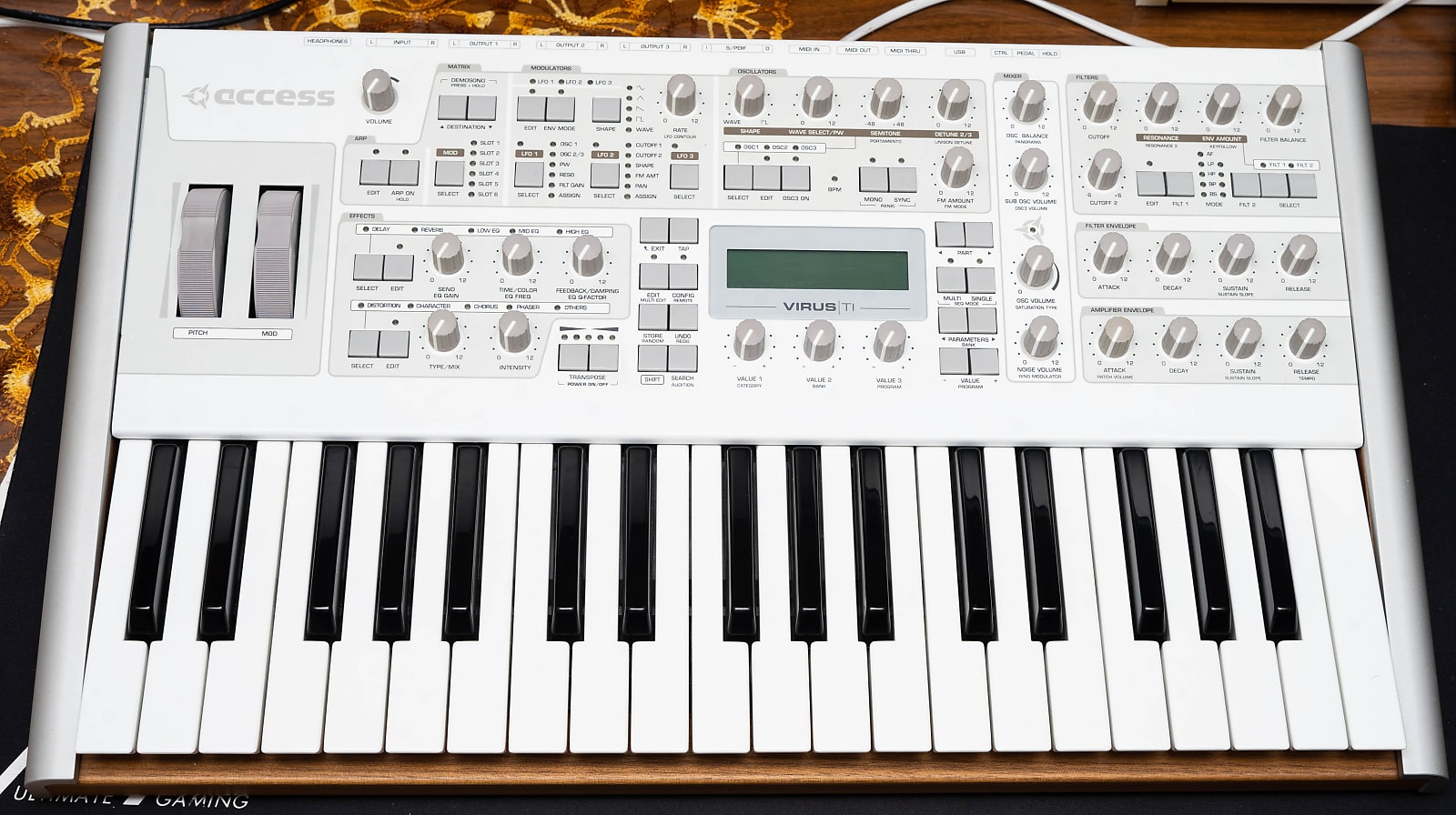 MATRIXSYNTH: Access Virus TI2 Polar 37-Key Digital Synthesizer