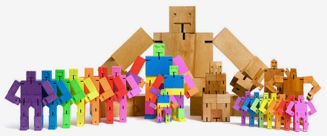 LARGE ROBOT CUBEBOT BY AREAWARE