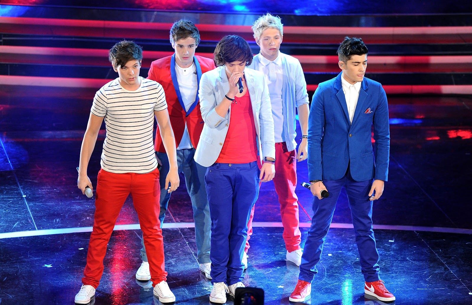 Jonas| Direction| News: One Direction en Festival San Remo, Italia ...