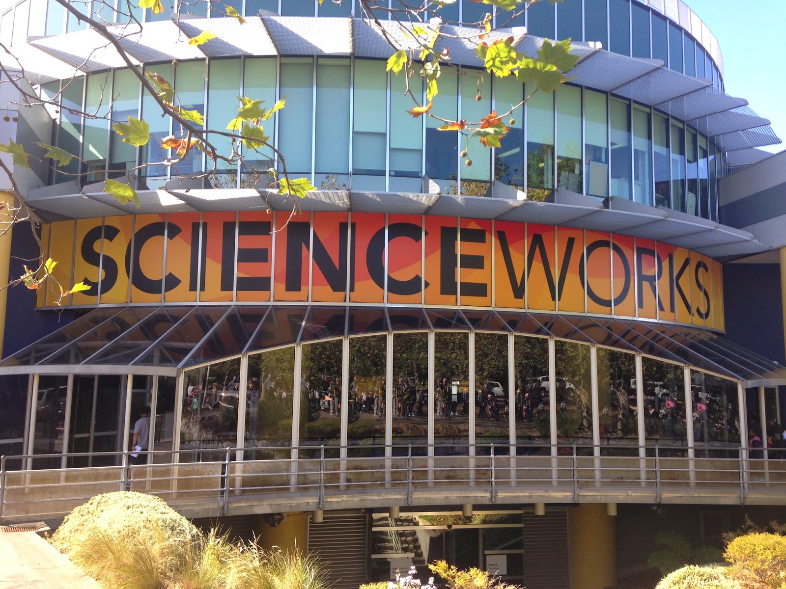 Spontaneous : The Premises (Kensington) and SCIENCEWORKS