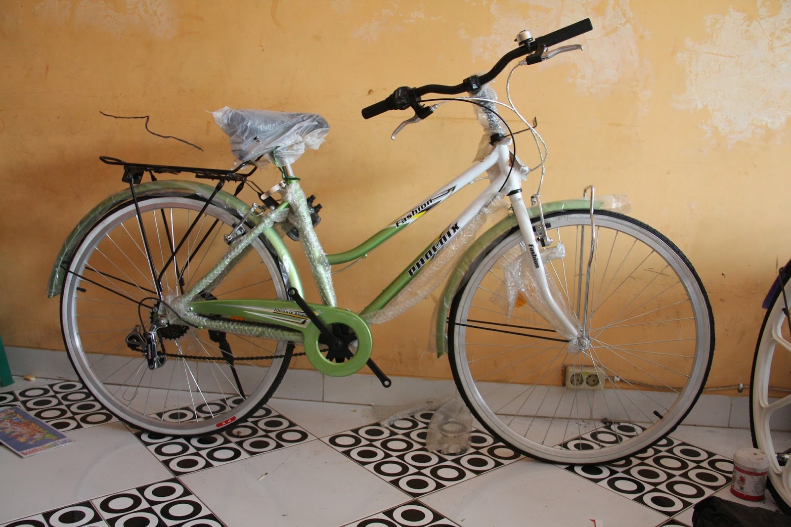 H&W Toko Sepeda Dan Sparepart