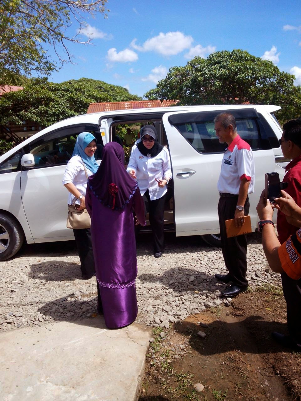 LAWATAN KERJA KSU KPM TAN SRI DR. MADINA BINTI MOHAMMAD KE SEK KEB ...